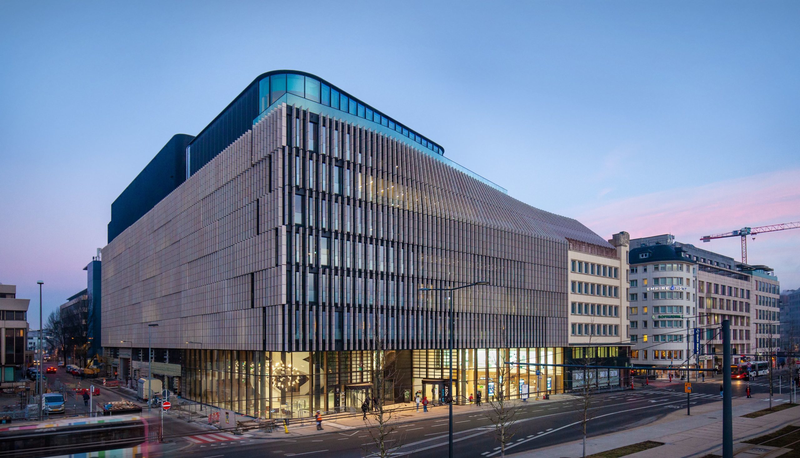 Post HELIX HQ - metaform architects